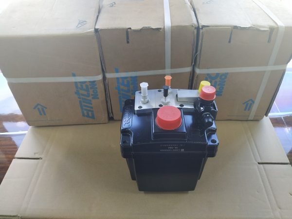 Urea Dosing System Air Assisted Installation and Operating Instructions ...