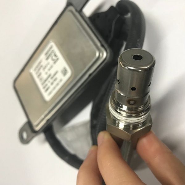 2894940 Continental Nox Sensor 5WK9 6675 Heavy Duty Trucks